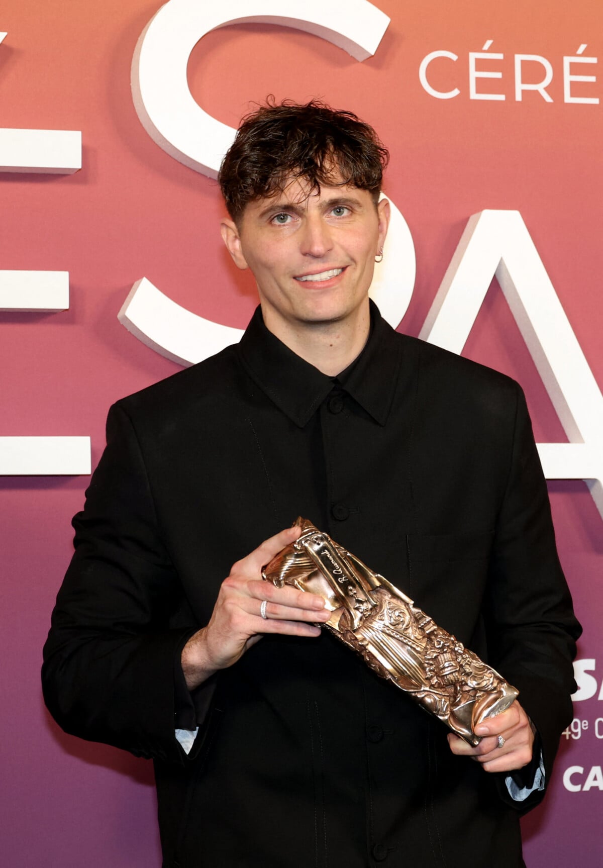 Photo : Raphaël Quenard, quant à lui, présentera deux fils différents ...