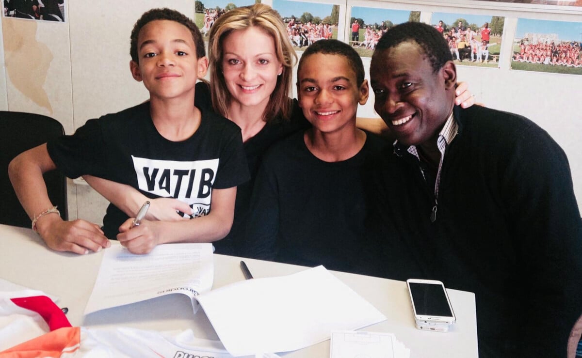 Photo : Exclusif - Audrey Crespo-Mara, son mari Aliou Mara, leurs fils Sékou (2002) et Lamine ...