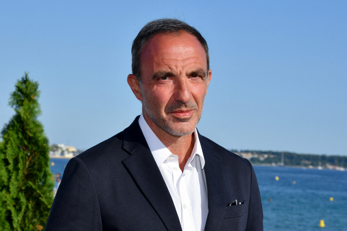 Photo : Nikos Aliagas lors de l'inauguration de son exposition de ...