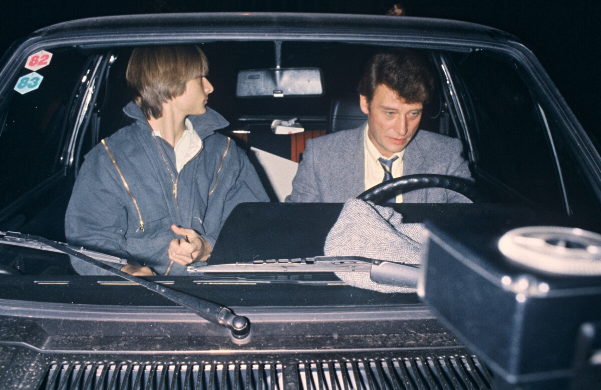 Photo : Johnny et David en 1983. - Purepeople