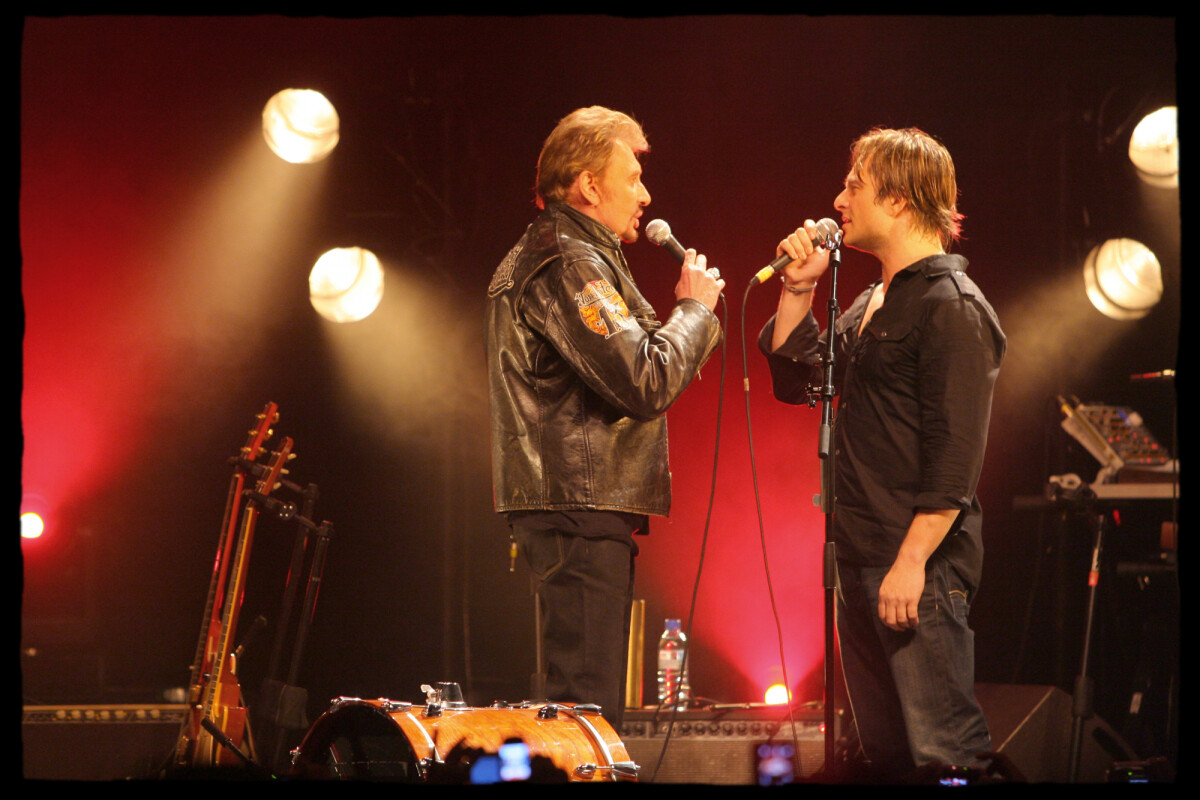Photo : David Hallyday et Johnny en concert à la Cigale. - Purepeople