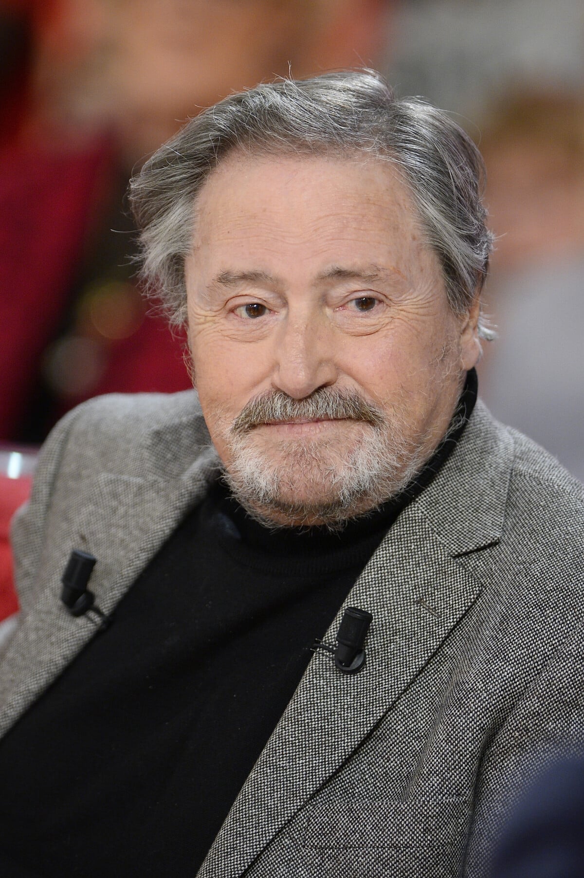 Vidéo : Victor Lanoux (Louis la Brocante) infidèle, son fils s'est mis ...