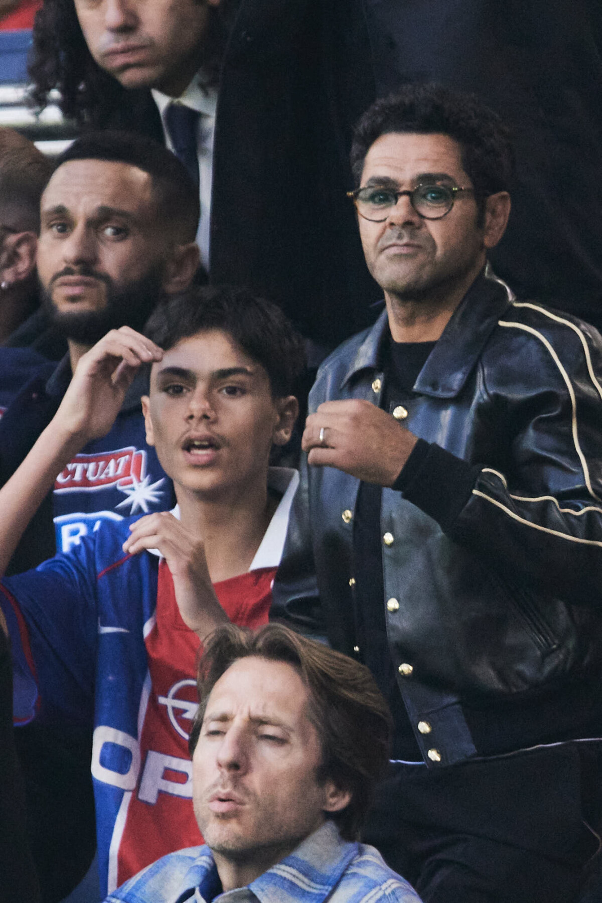 Photo : Jamel Debbouze et son fils Léon - Célébrités dans les tribunes ...