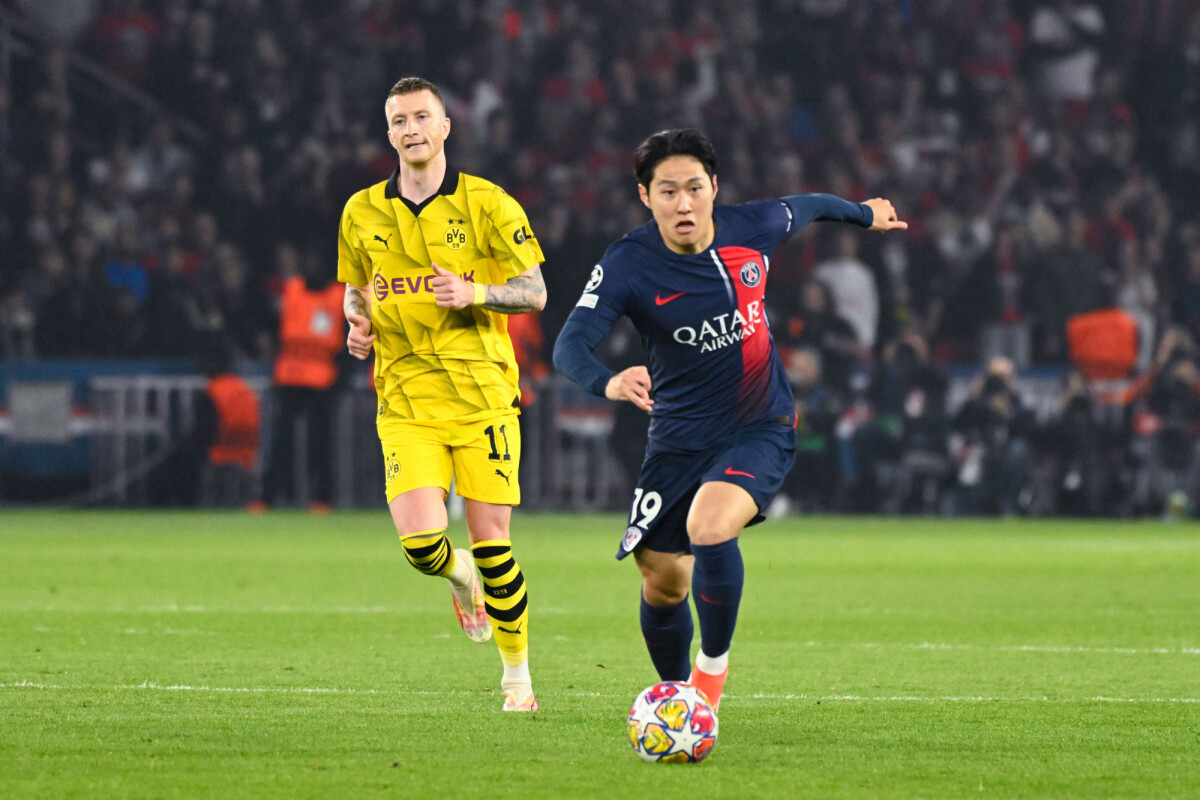 Photo : Lee Kang In pendant le match entre le Paris Saint-Germain et le ...