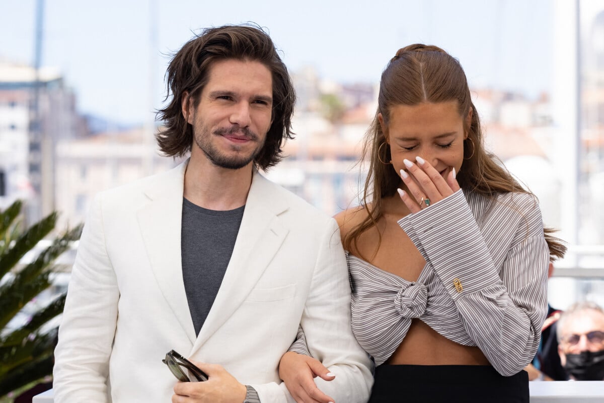 Photo : François Civil, Adèle Exarchopoulos au photocall du film Bac ...