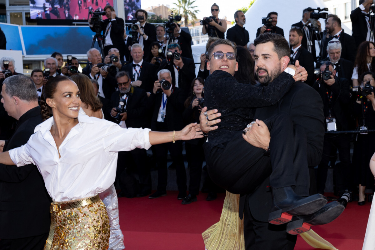 Photo : Alice Belaidi, Artus et un acteur du film "Un p'tit truc en ...
