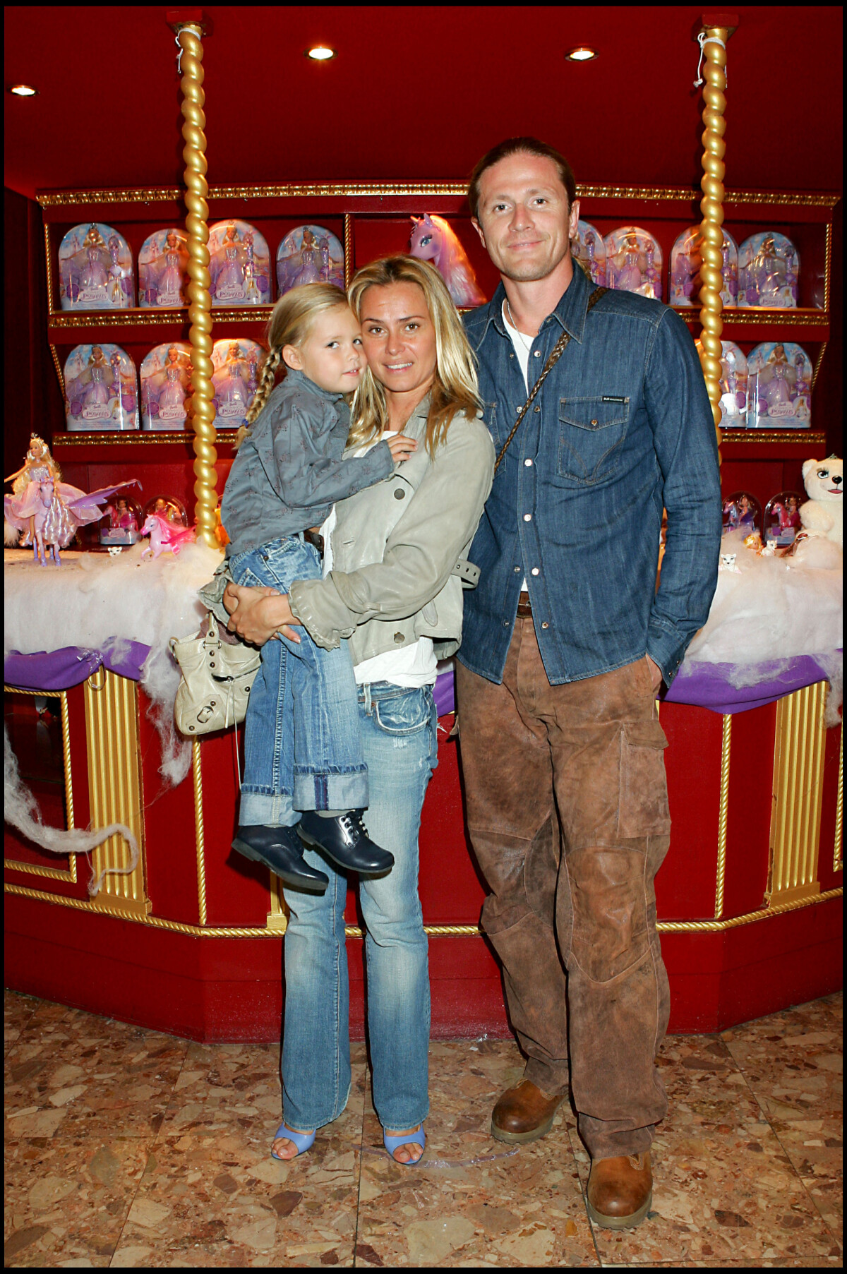 Photo : Emmanuel Petit, Agathe de la Fontaine et leur fille Zoé ...
