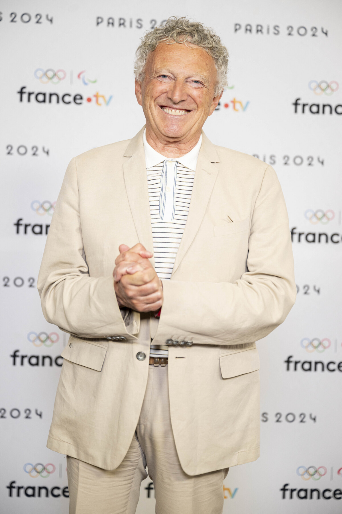 Photo : Nelson Monfort lors de la présentation des journalistes et ...
