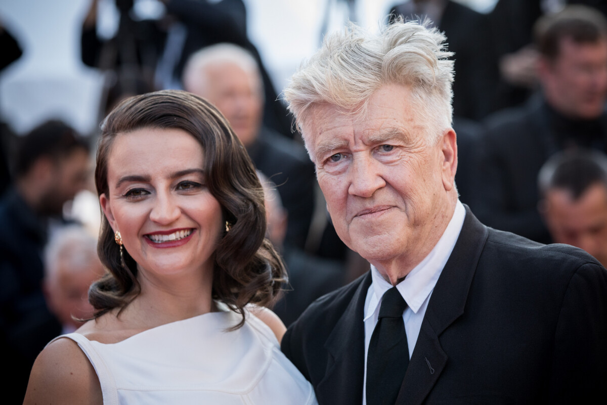 Photo : David Lynch et sa femme Emily Stofle - Montée des marches de la ...
