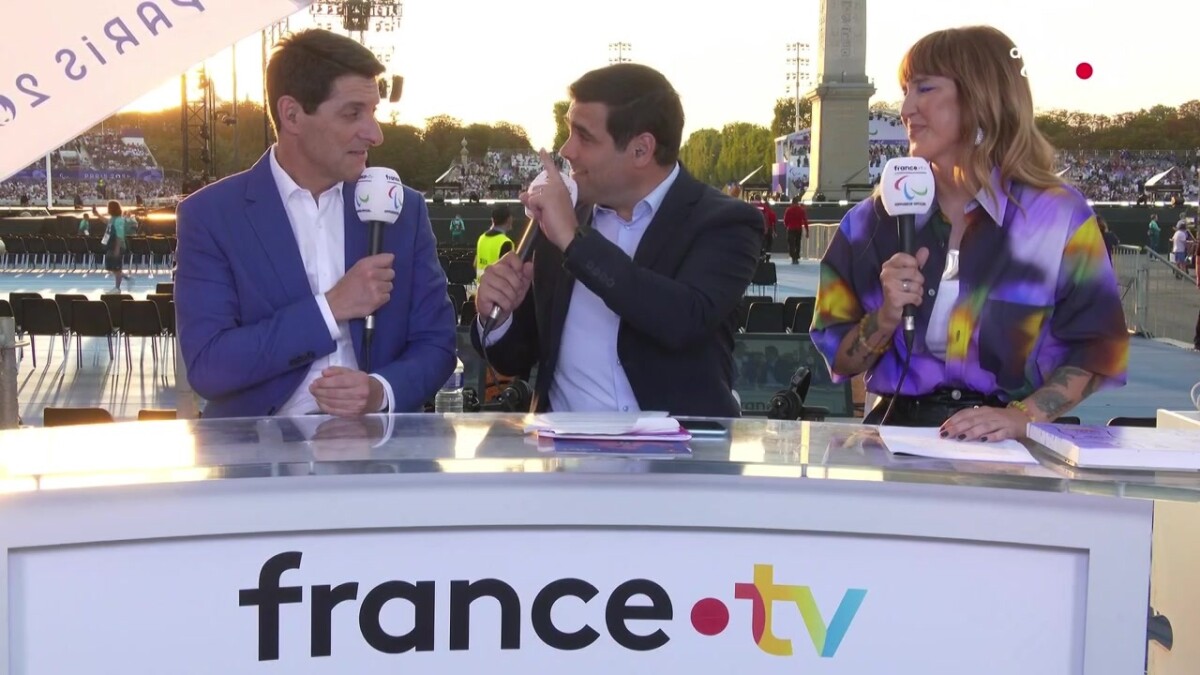 Photo : A la présentation, Alexandre Boyon, Matthieu Lartot et Daphné ...