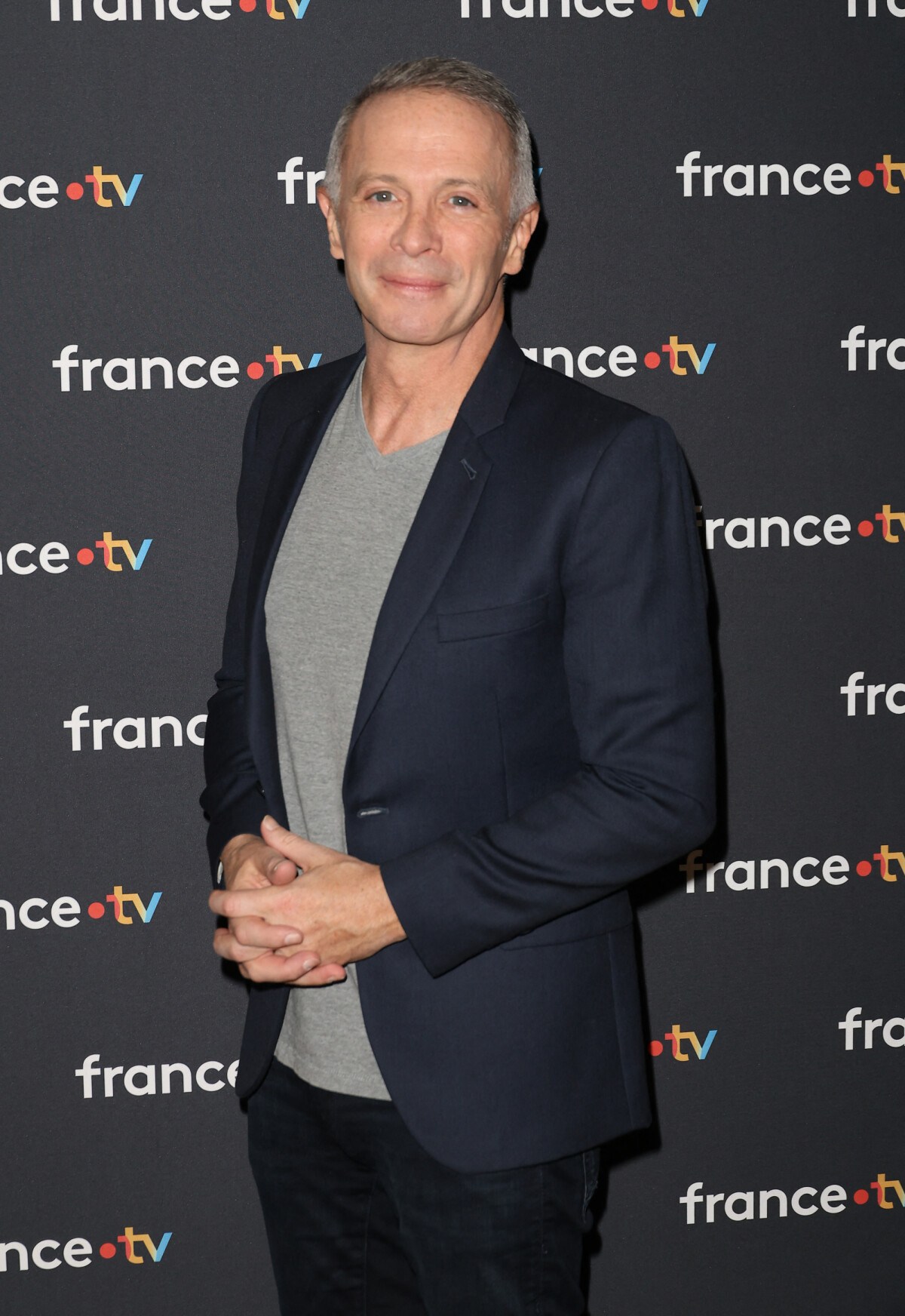 Photo : Pour la bonne cause, Samuel Etienne n'a pas froid aux yeux et l ...