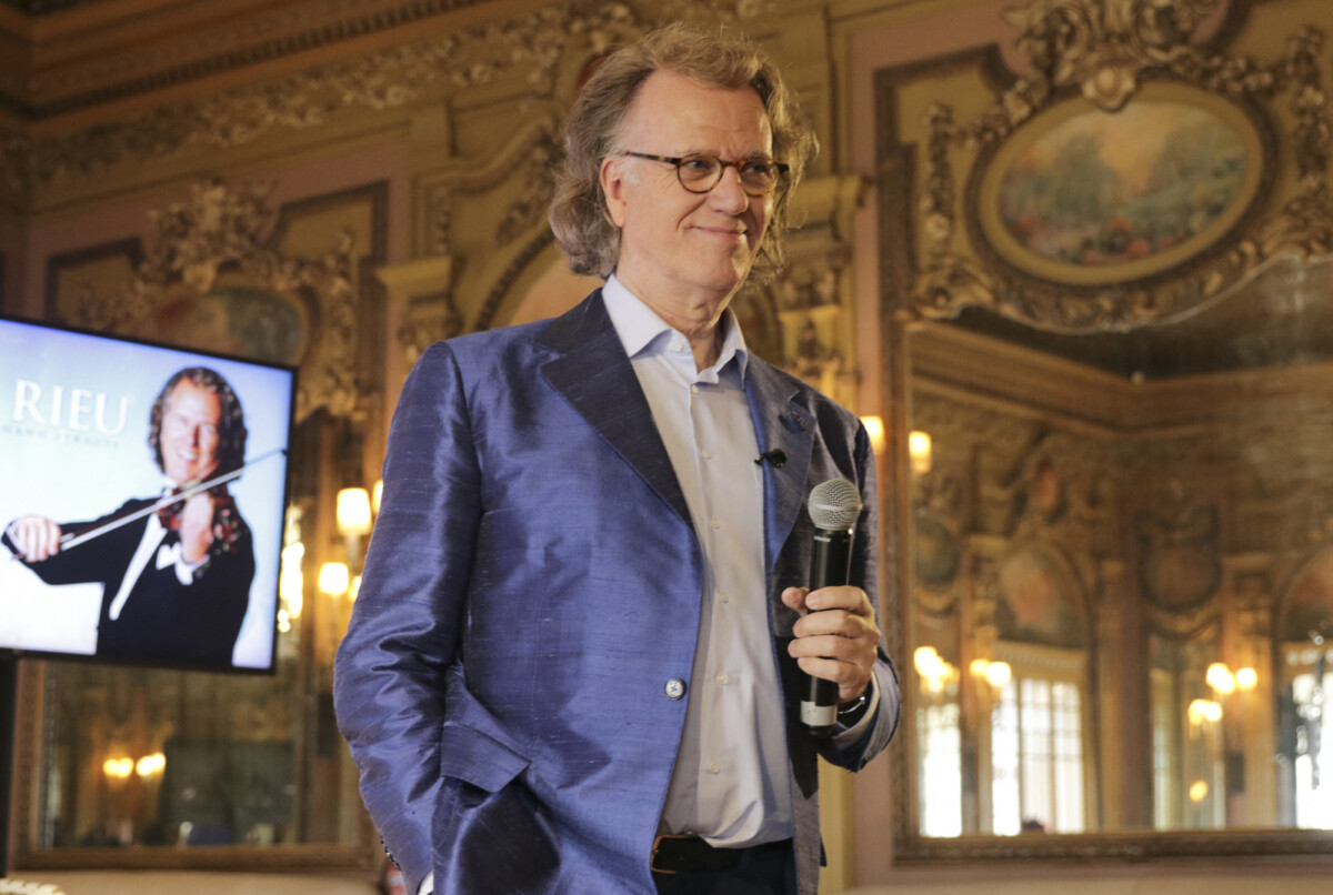 Photo : Andre Rieu lors d'une conférence de presse à Porto, au Portugal ...