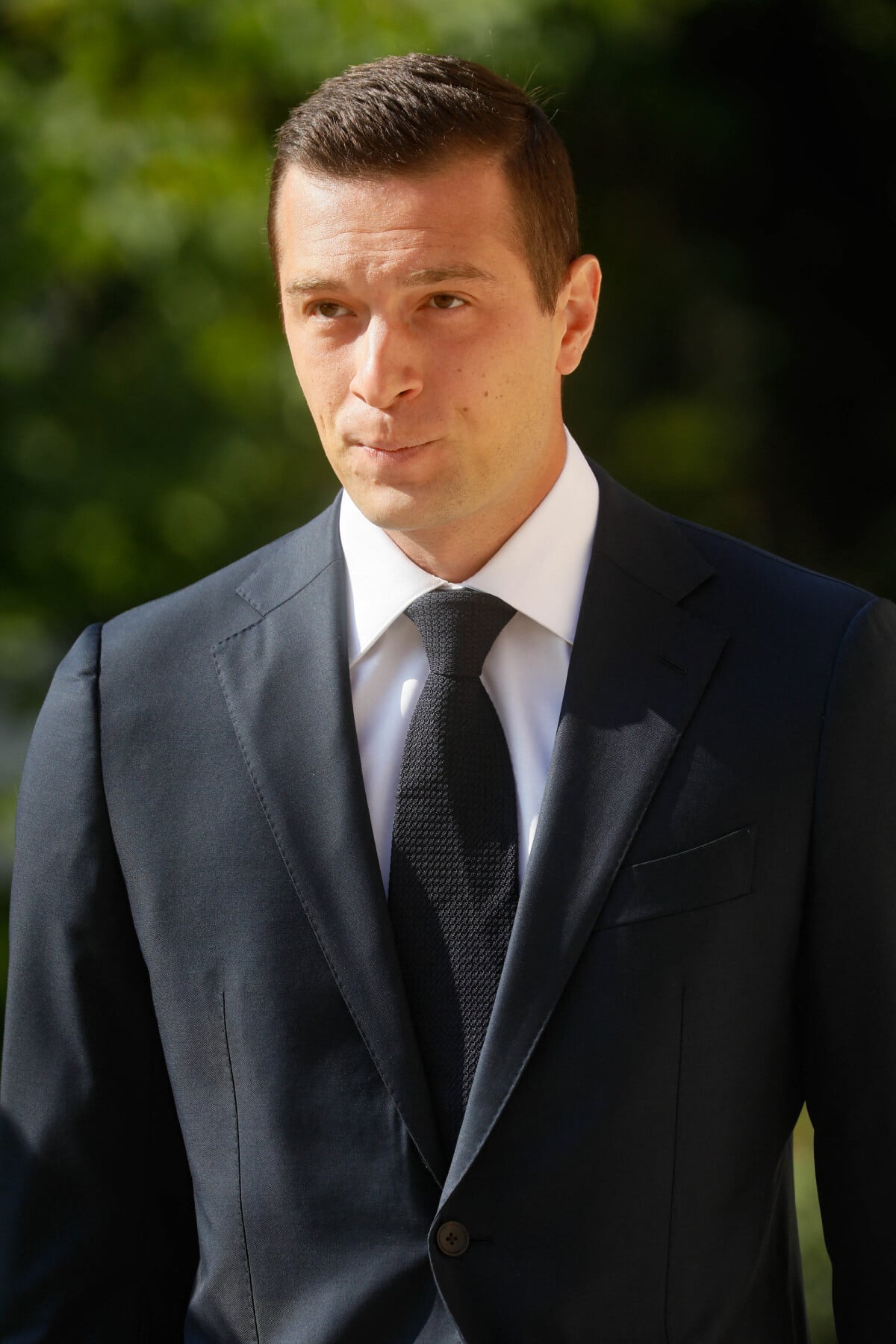 Photo : Jordan Bardella arrive à l'Elysée pour un entretien avec le ...