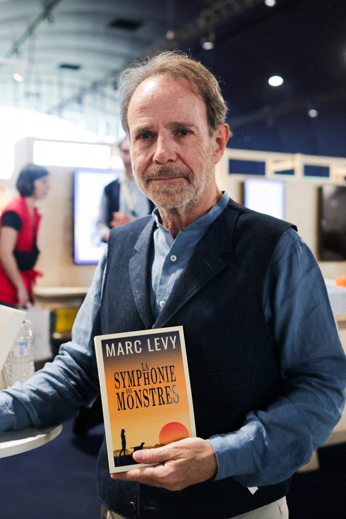 Photo : Une relation que Marc Lévy évoque cette année pour la première ...