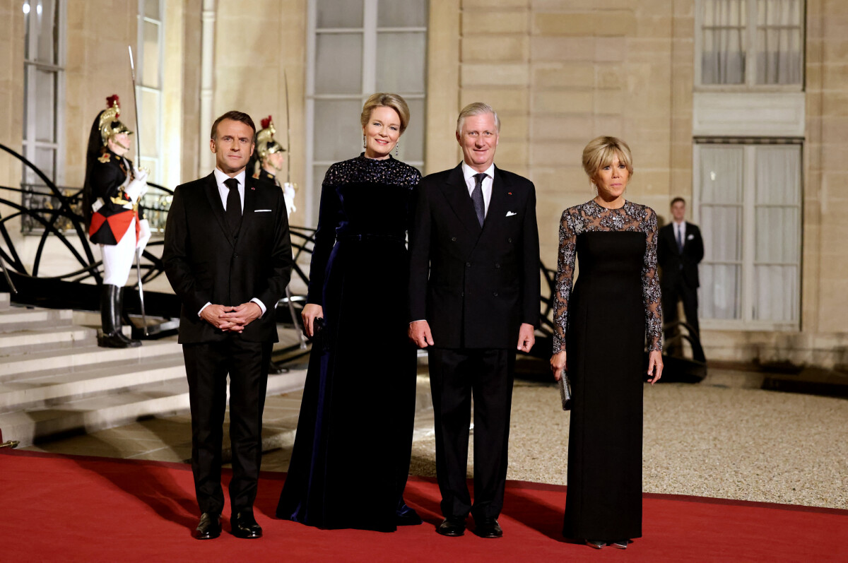 Photo : Le président Emmanuel Macron, le reine Mathilde et le roi ...