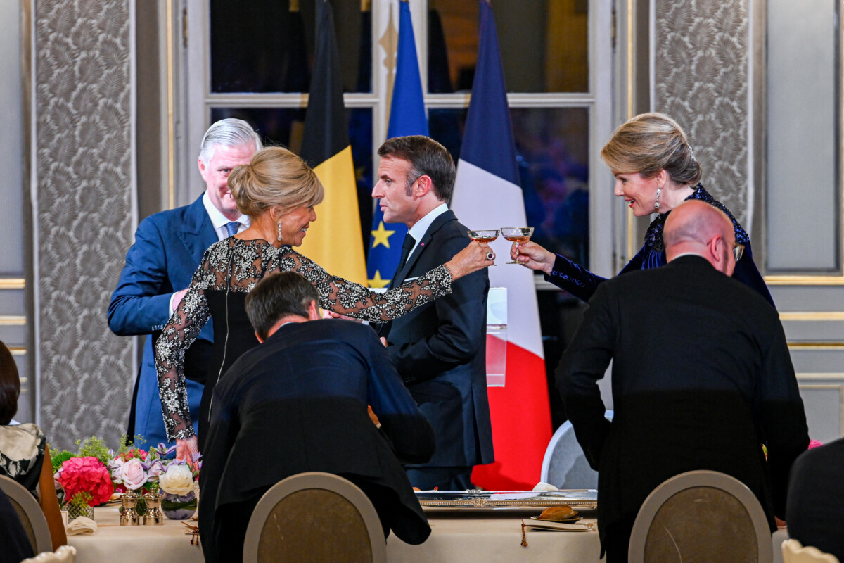 Photo : Le président Emmanuel Macron, Brigitte Macron, le roi Philippe ...