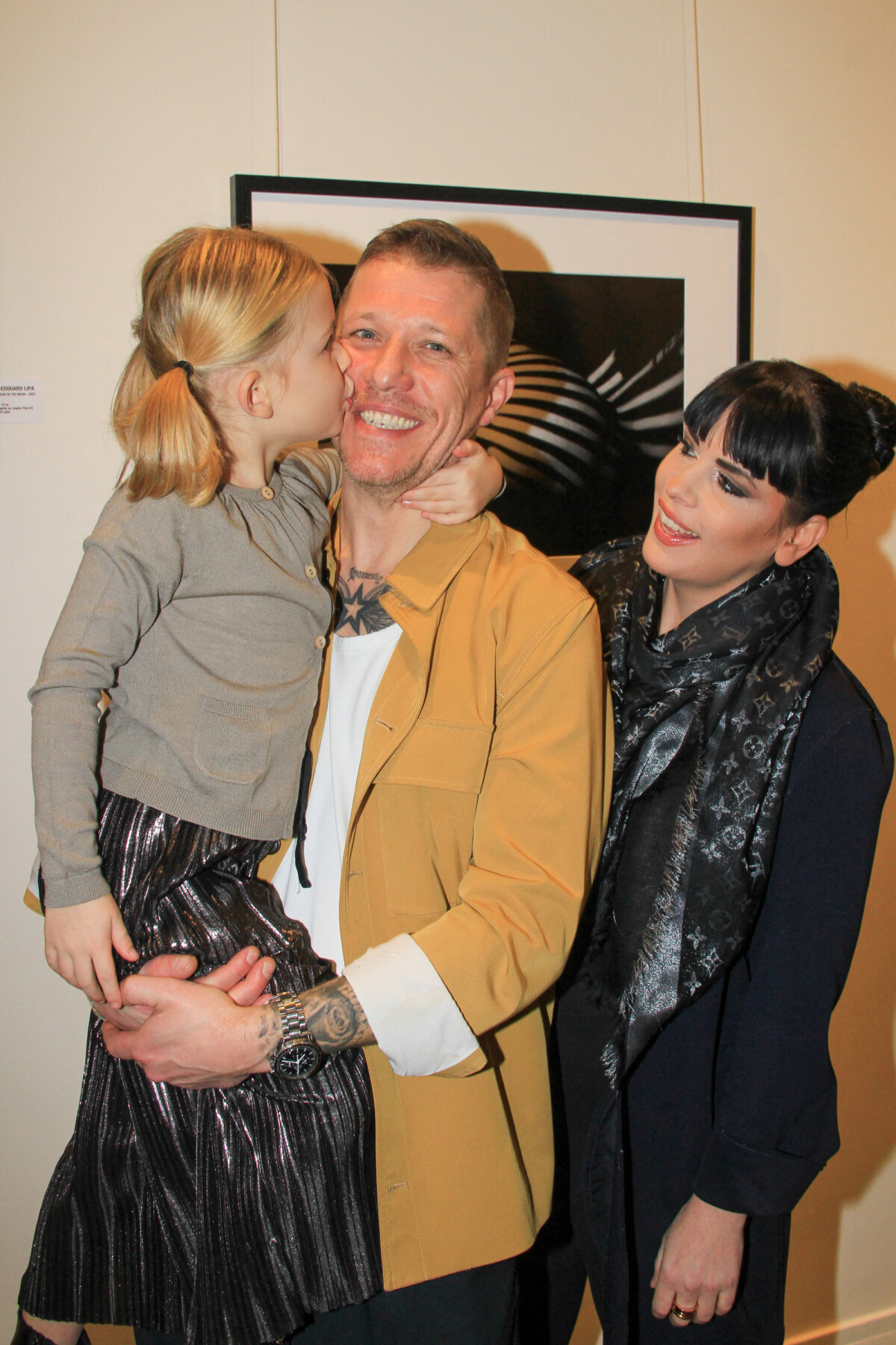 Photo : Jean-Edouard Lipa , sa femme Déborah Bruni et leur fille ...