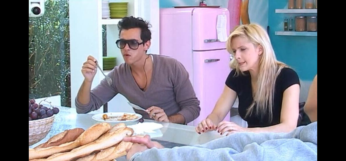 Vidéo : Jason et Caro : cours de sciences naturelles ! - Purepeople