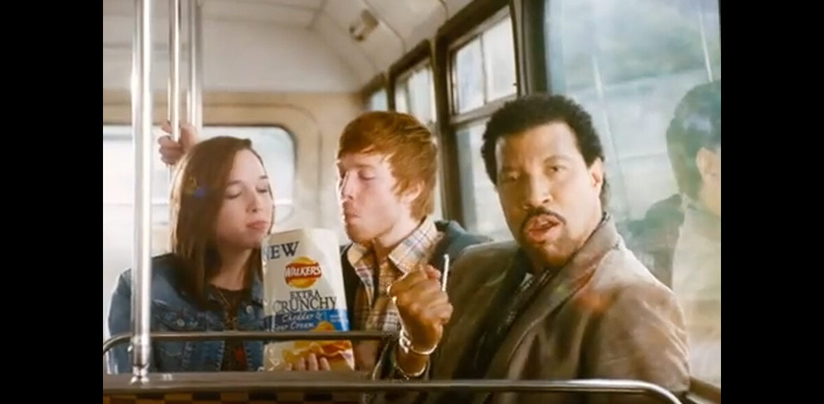 Vidéo : La publicité pour les chips Walkers avec Lionel Richie et Gary ...