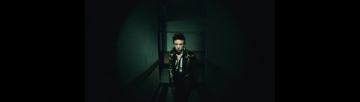 Vidéo : In for the kill, La Roux - Deuxième version - Purepeople