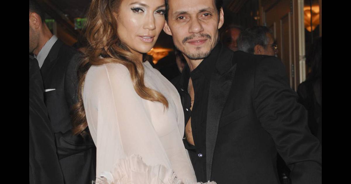 Jennifer Lopez et son mari Marc Anthony à Beverly Hills, le 16 janvier ...