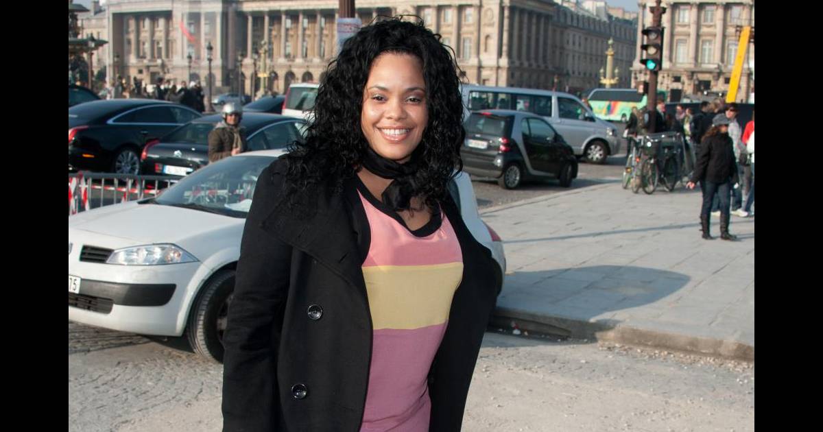 Yahima Torres au défilé prêt à porter Viktor & Rolf - collection ...