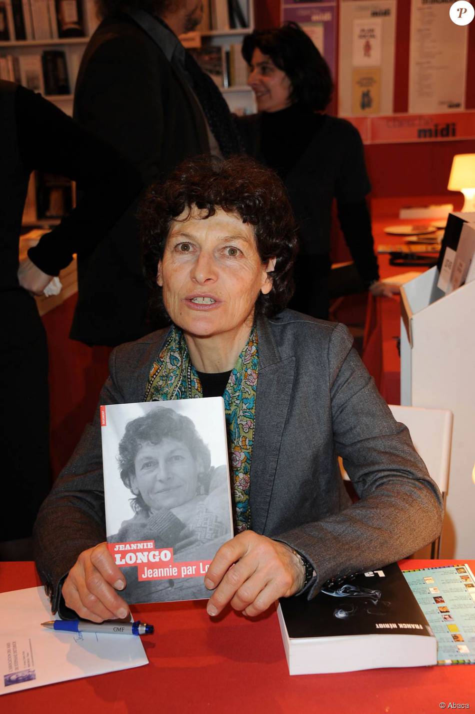 Jeannie Longo au Salon Du Livre, à Porte de Versailles, le 18 mars 2011 ...