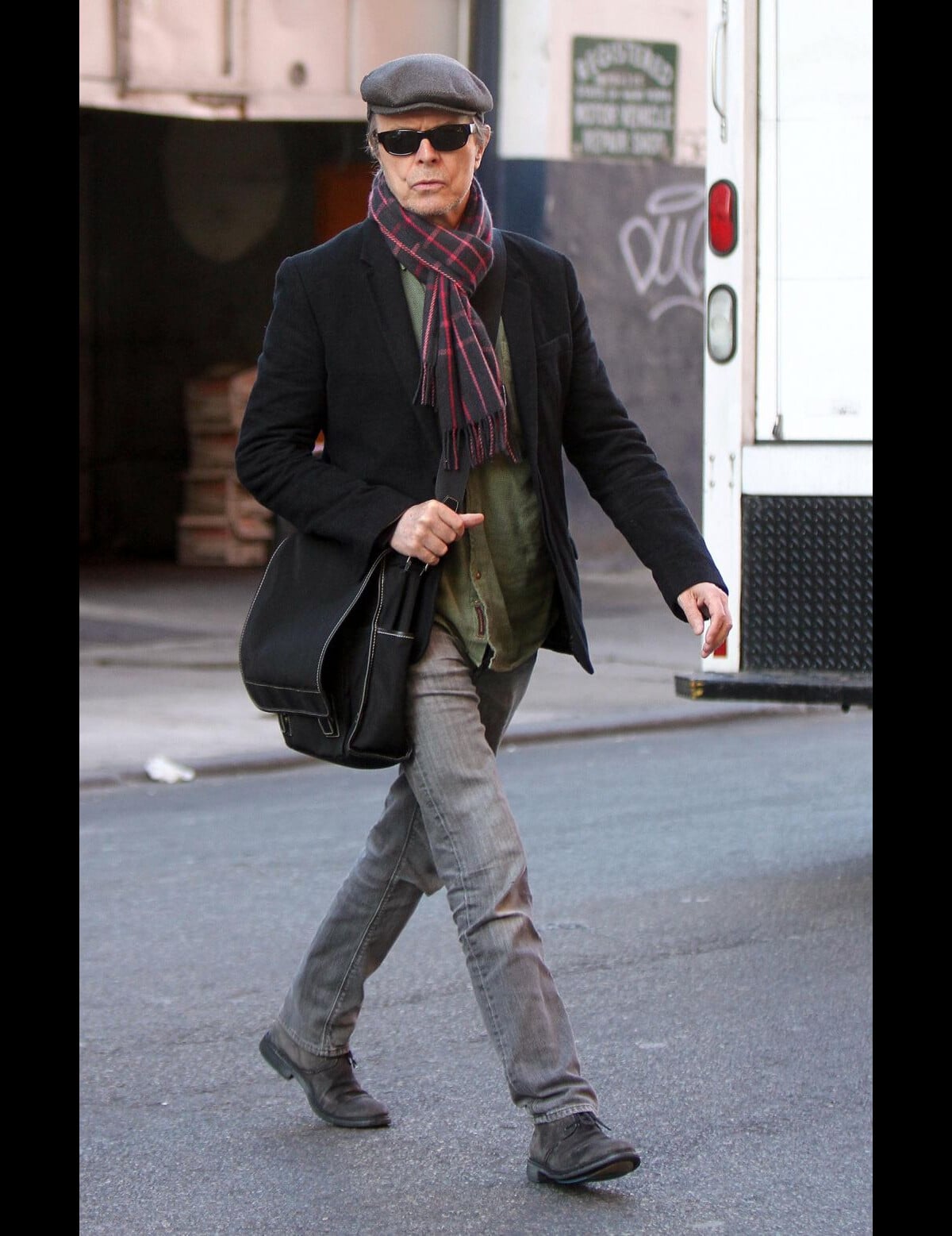 Photo : David Bowie discret dans les rues de New York le vendredi 4 ...