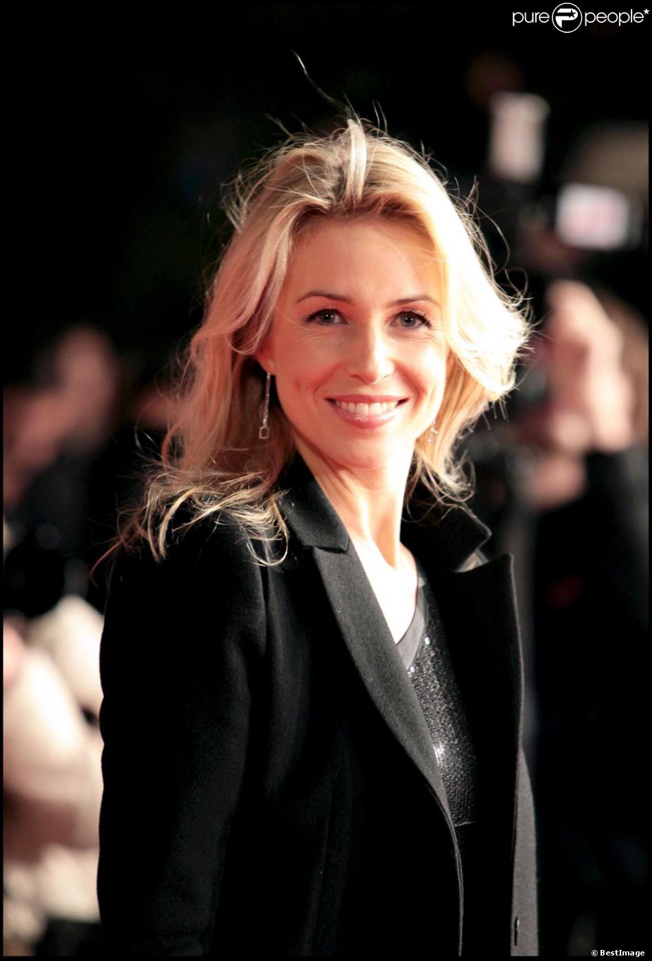 Anne-Charlotte Pontabry aux NRJ Music Awards en janvier 2010 - Purepeople