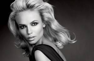 Le mannequin russe Natasha Poly à Paris en juin 2010 - Purepeople