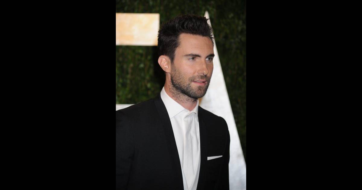 Adam Levine le 26 février 2012 à Los Angeles - Purepeople