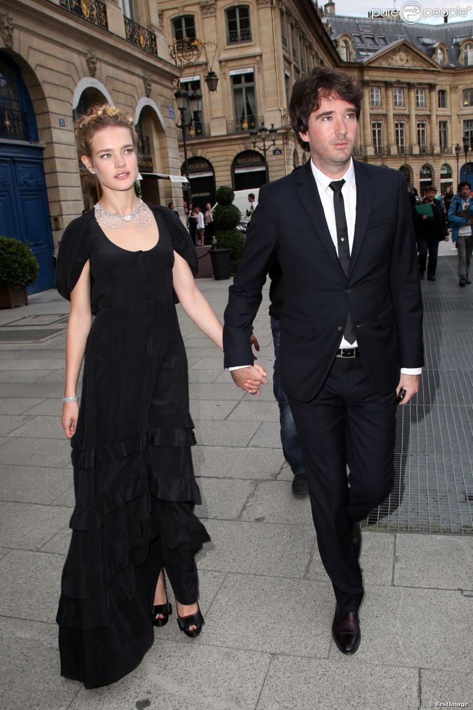 Natalia Vodianova et Antoine Arnault place Vendôme à Paris mardi 3 ...