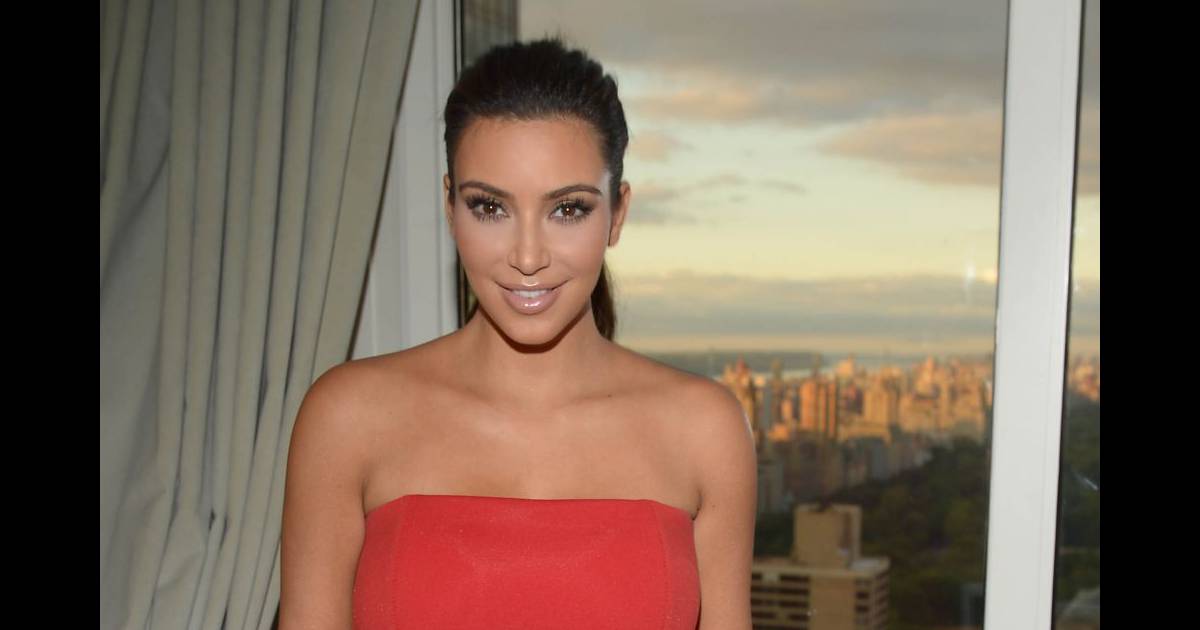 Ravie, Kim Kardashian présente sa marque de produits de maquillage Khroma Beauty, à New York le ...