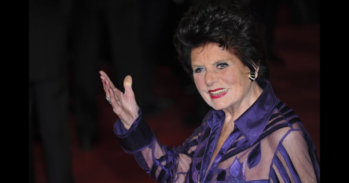 Skyfall : Eunice Gayson, Shirley Eaton... Défilé d'anciennes James Bond ...