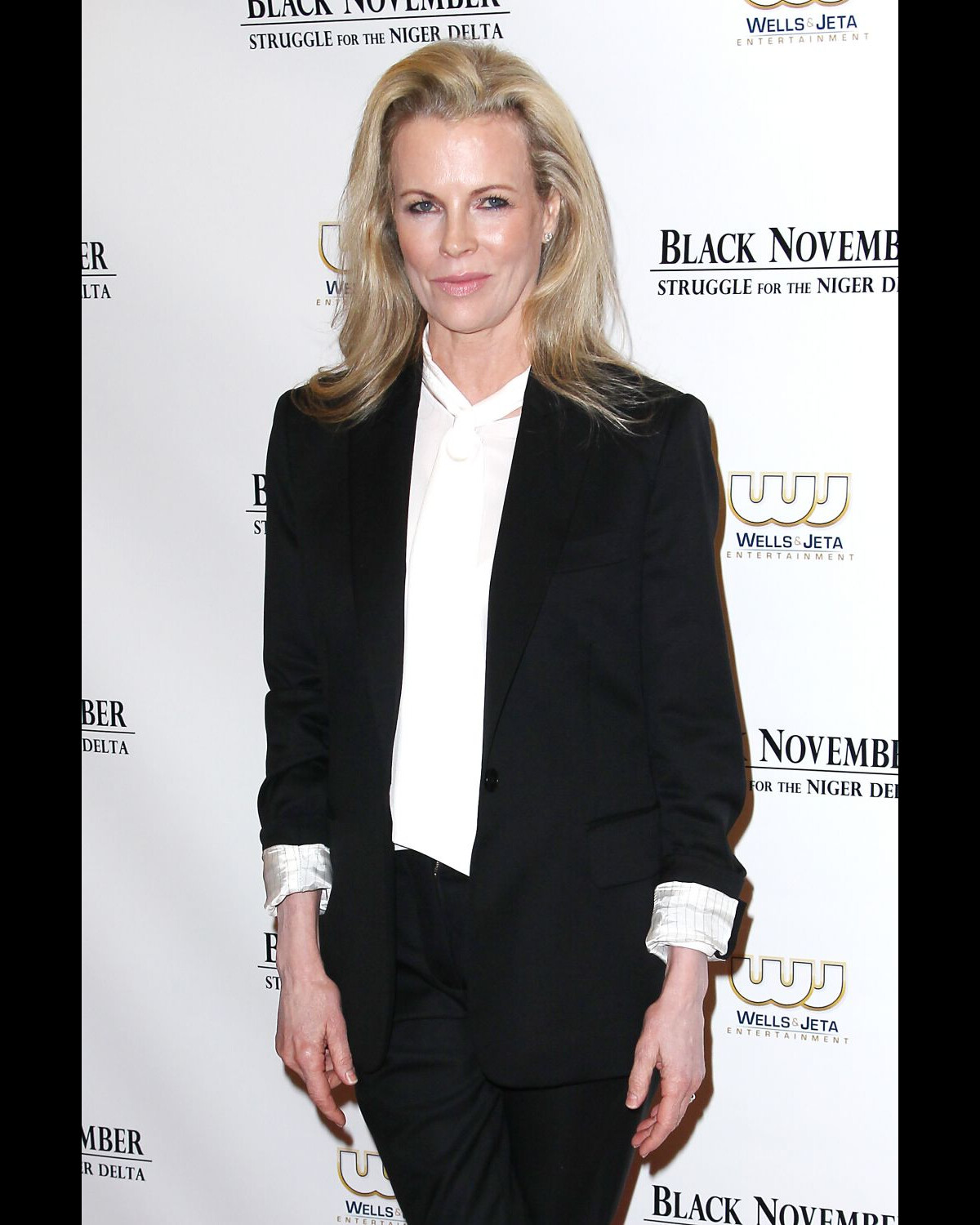 Photo : Kim Basinger à New York le 26 septembre 2012 - Purepeople