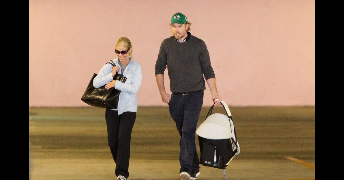 Jessica Simpson : Visite chez le docteur pour Maxwell, 6 mois, avec son ...