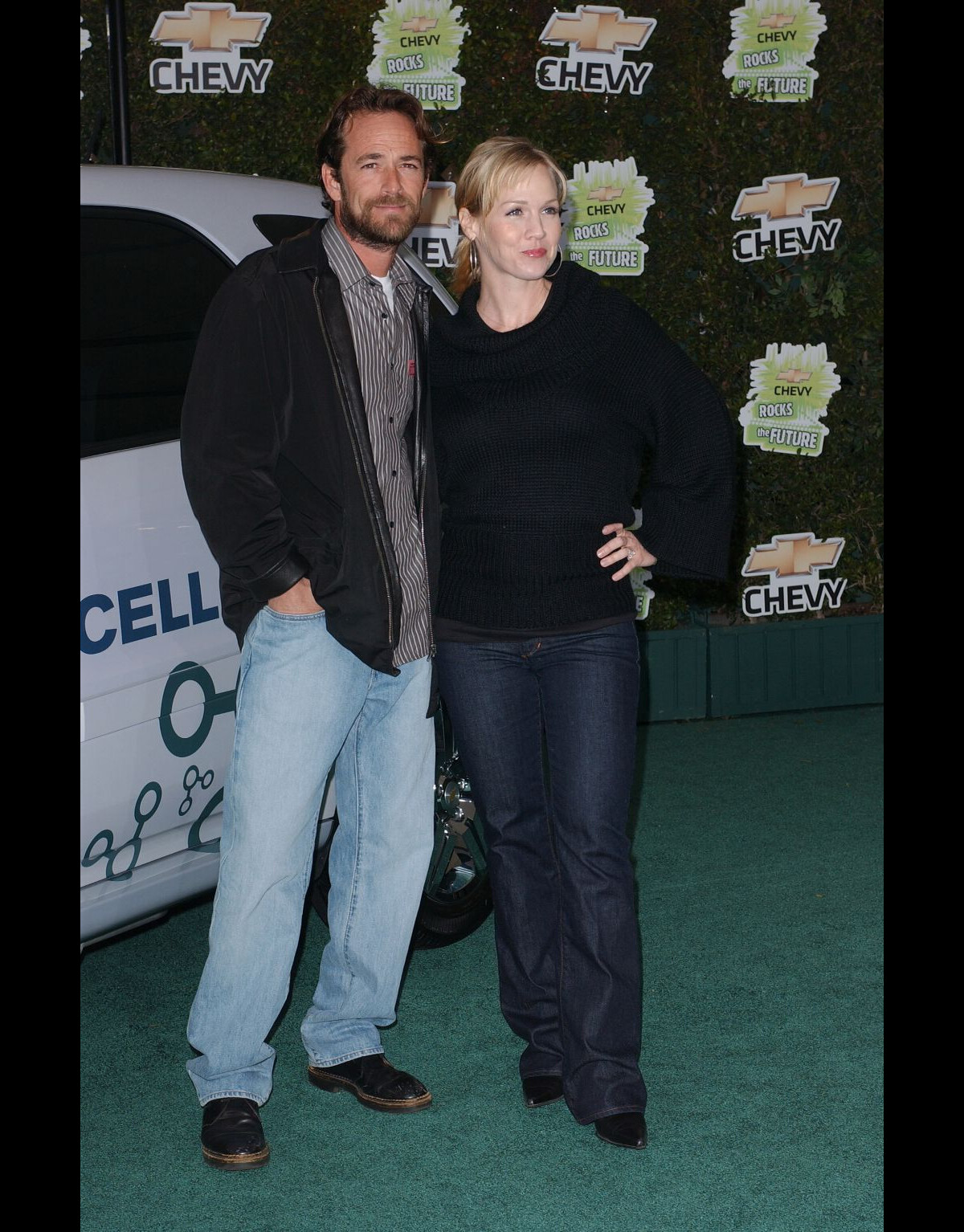 Photo : Luke Perry et Jennie Garth le 19 février 2008 à Los Angeles ...