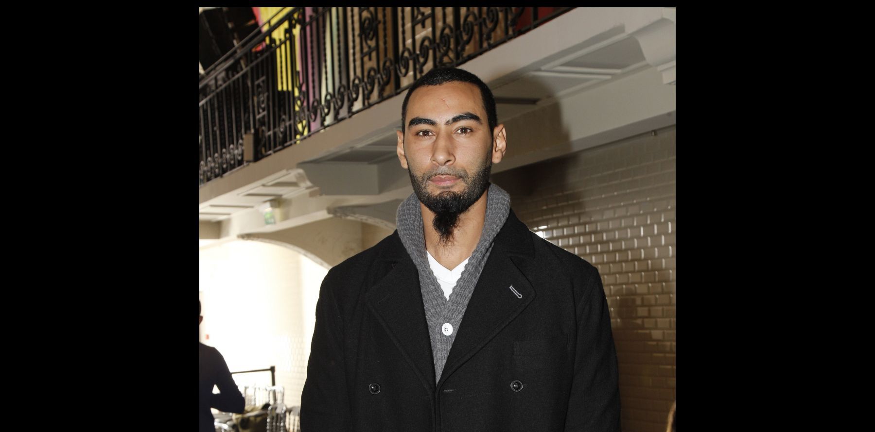 La Fouine : Le rappeur cible de plusieurs coups de feu ! - Purepeople
