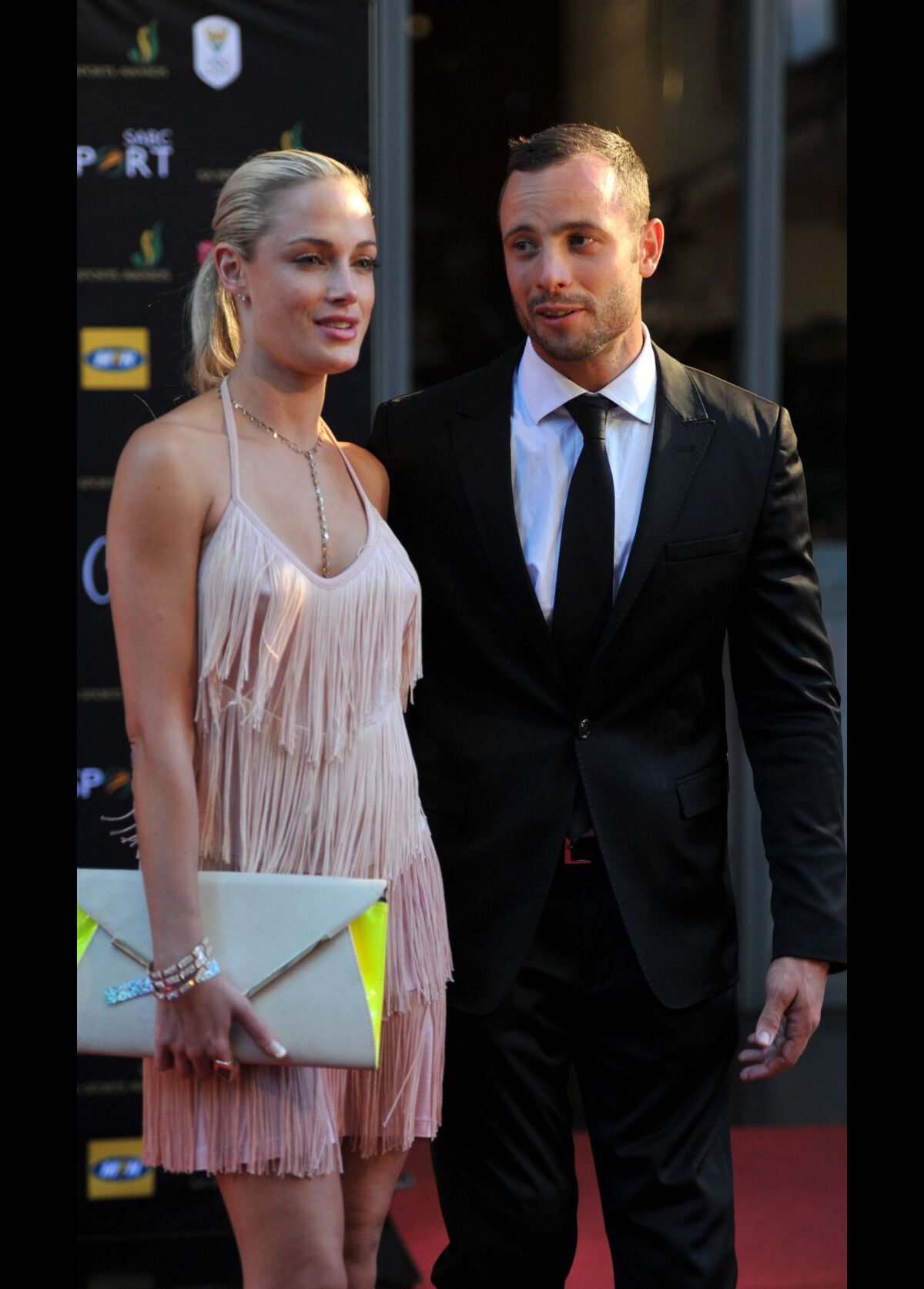 Photo : Oscar Pistorius et Reeva Steenkamp à Johannesburg, le 4 ...