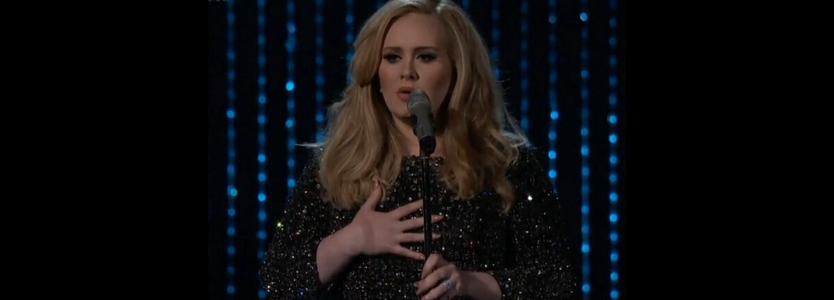 Vidéo : Adele interprète Skyfall aux Oscars 2013. - Purepeople