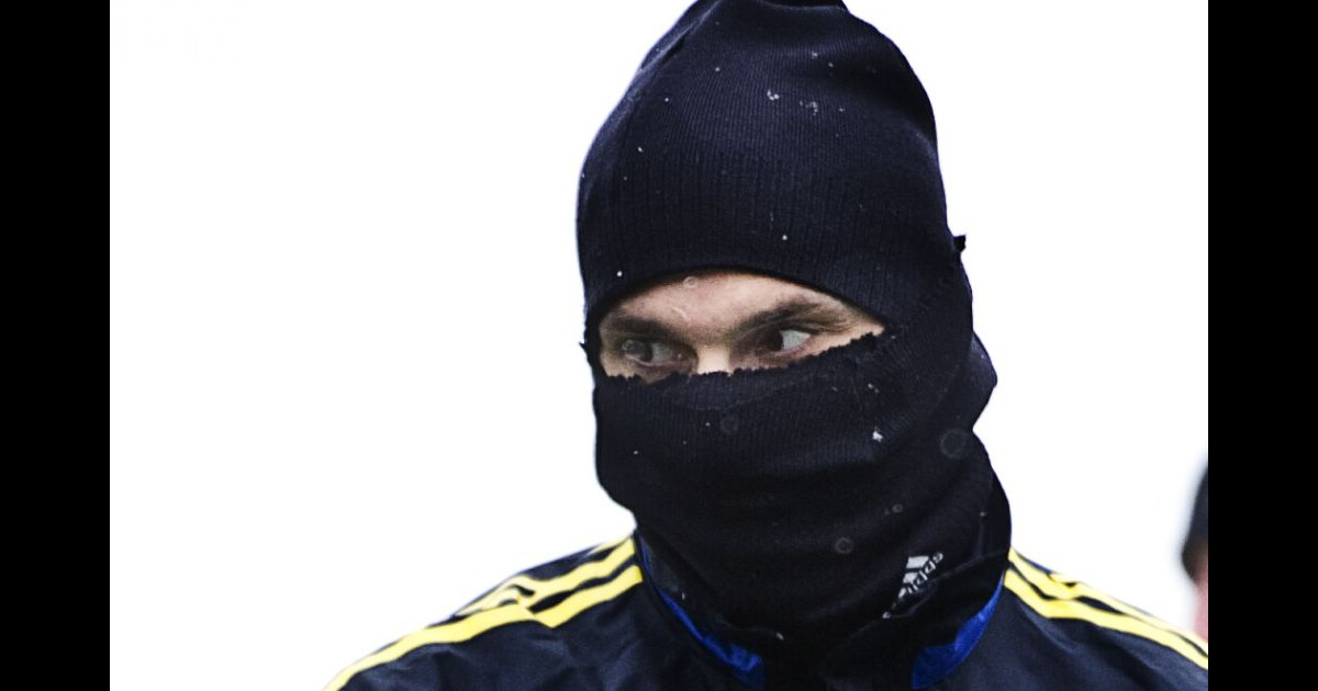 Zlatan Ibrahimovic, encagoulé : Un nouveau look de braqueur pour s ...