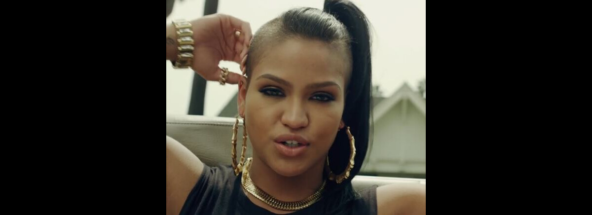 Vidéo : Cassie dans le clip de Paradise (feat. Wiz Khalifa) réalisé par ...