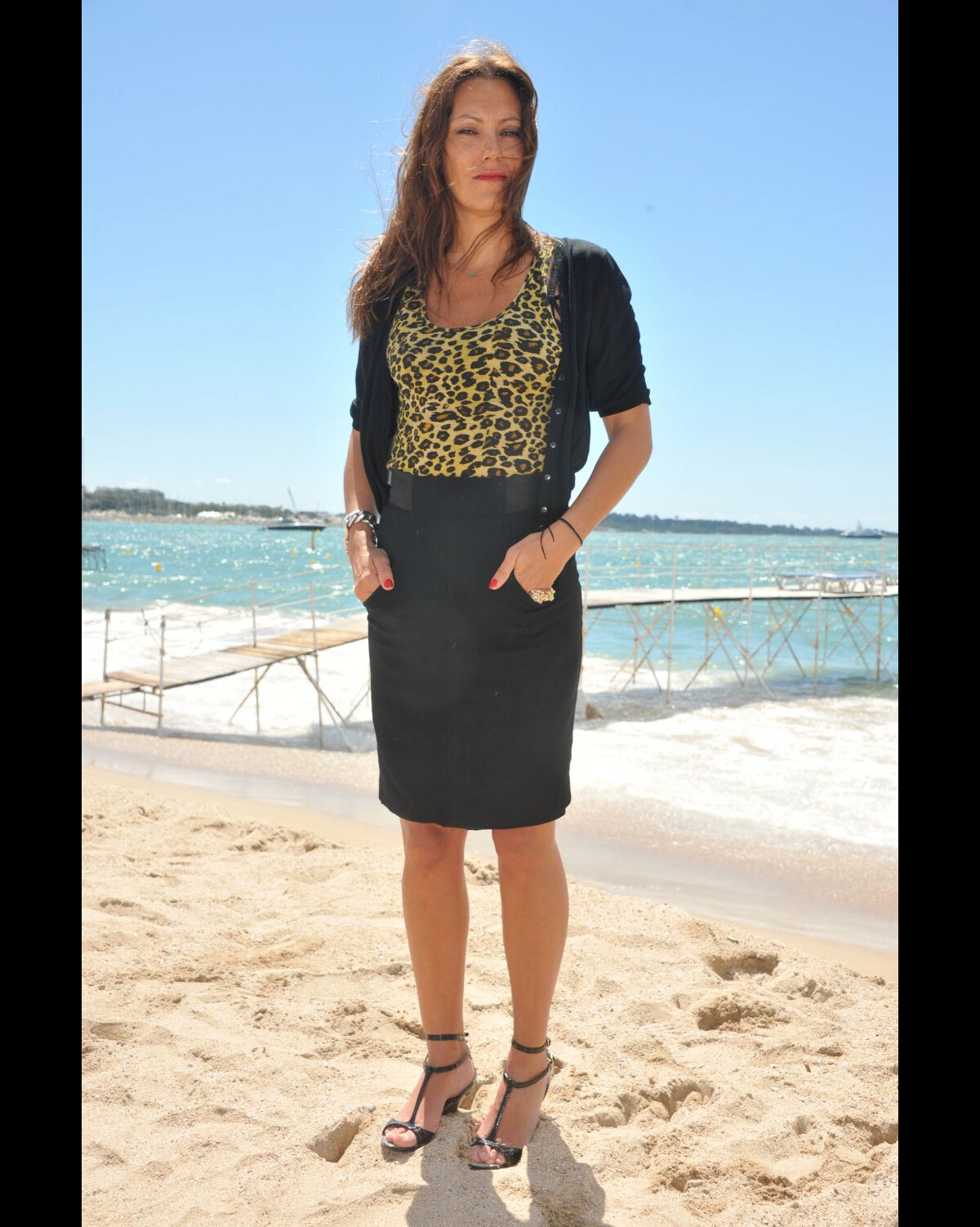 Photo : Karole Rocher lors du photocall du film Tip Top présenté à la ...