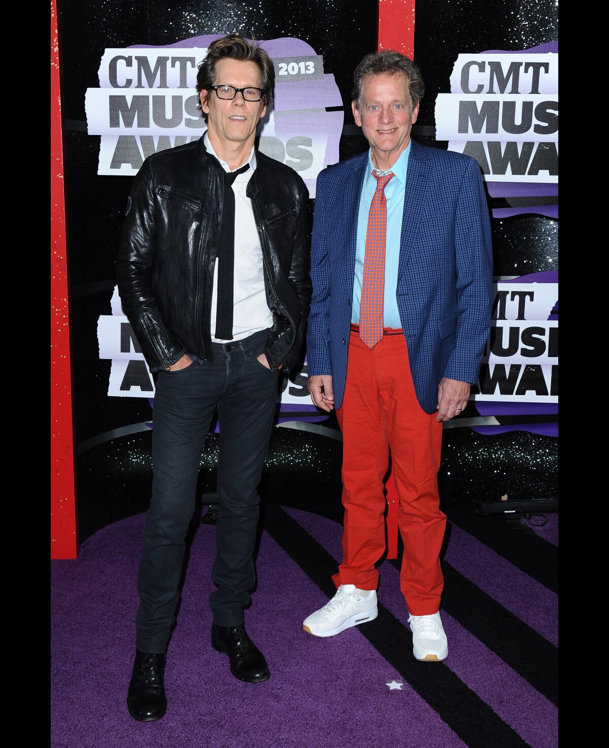 Photo : Kevin Bacon et Michael Bacon à la cérémonie des CMT Music ...