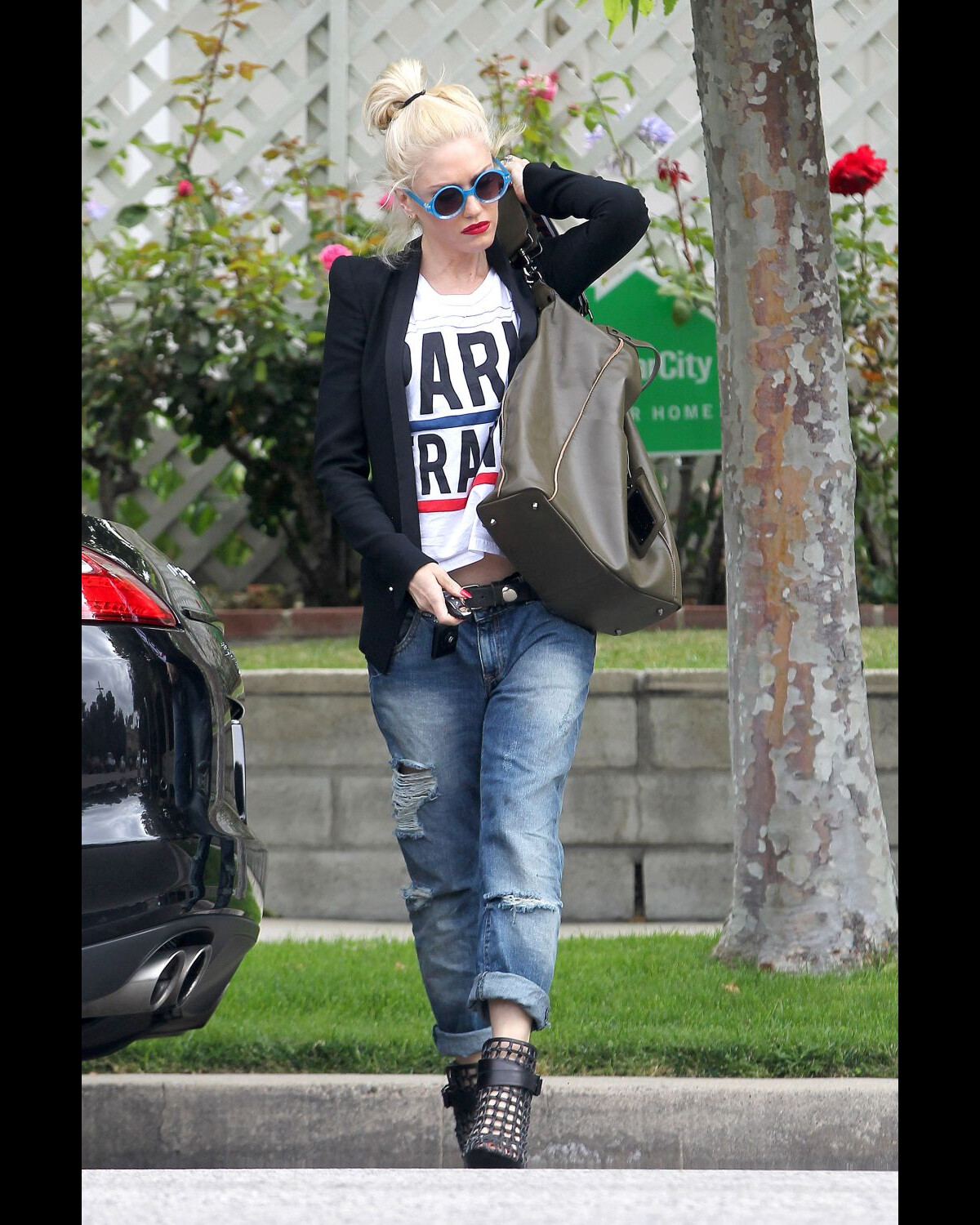 Photo : Gwen Stefani, surprise à Los Angeles, porte un blazer noir ...