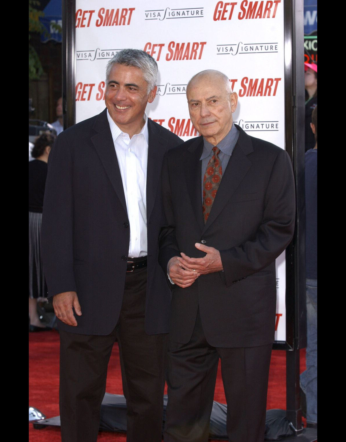 Photo : Alan Arkin et son fils Adam Arkin au Mann's Village Theatre de ...