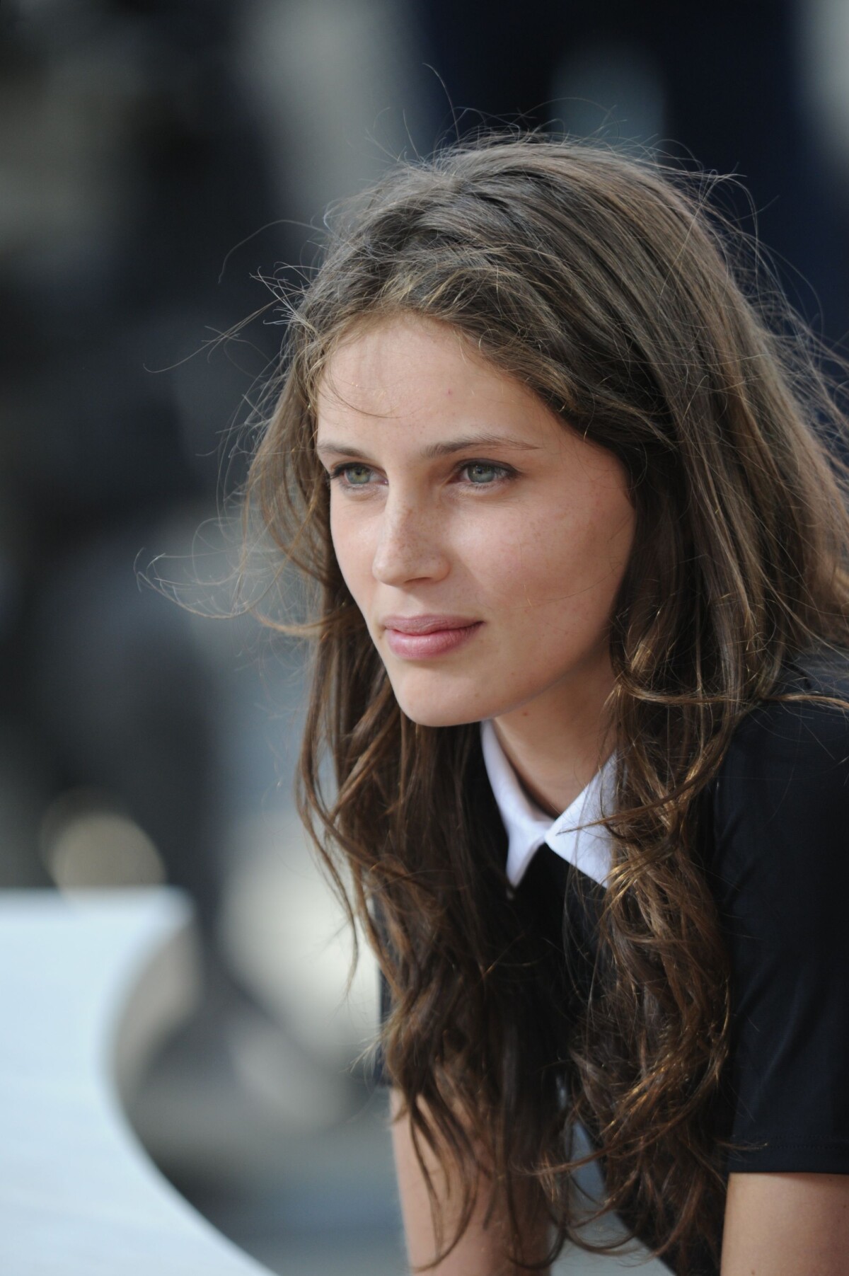 Photo : Marine Vacth sur le plateau du Grand Journal de Canal+ le 17 ...