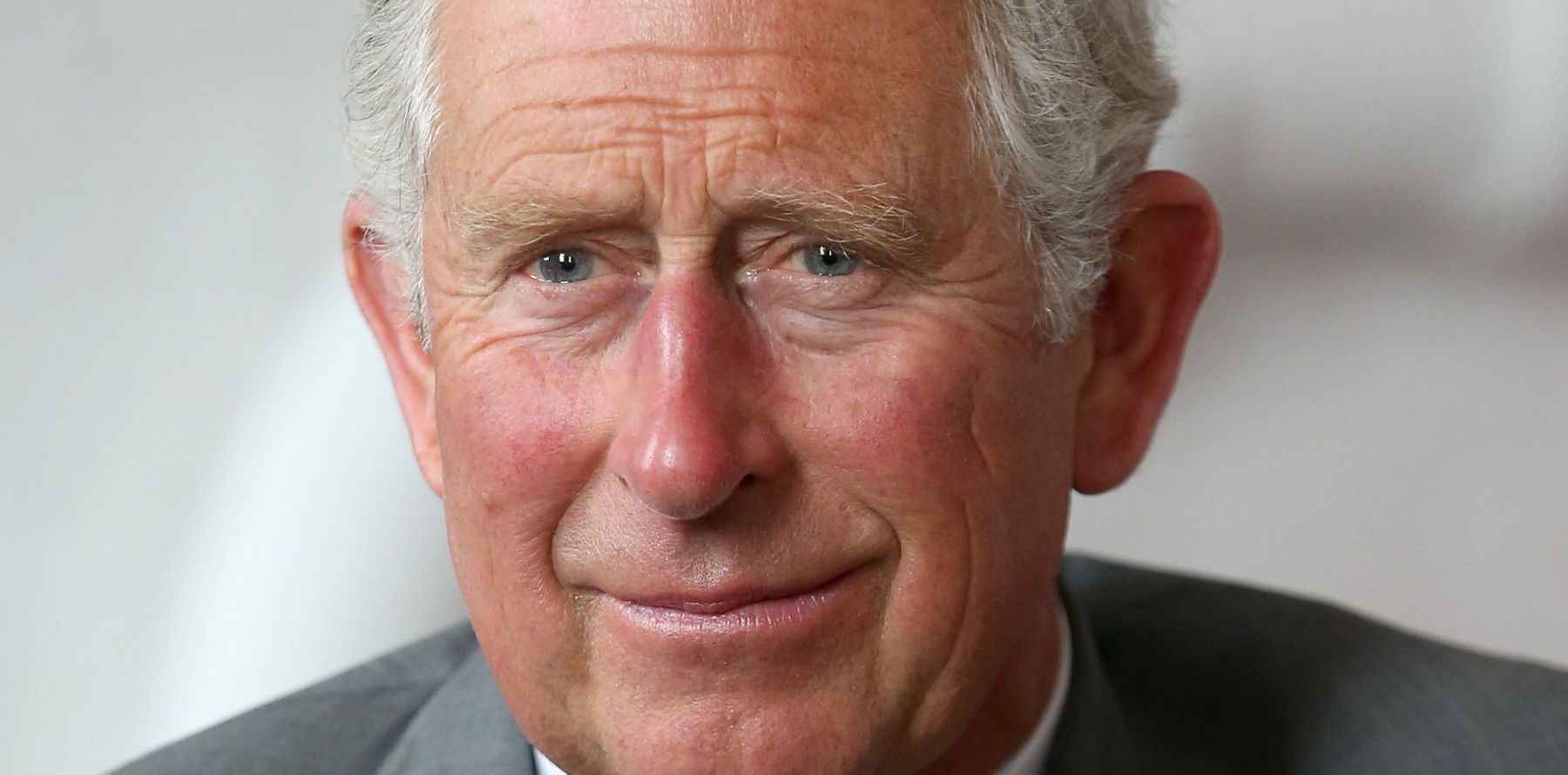 Le prince Charles ''sous le choc'' de la mort de son ami intime Hugh van Cutsem - Purepeople