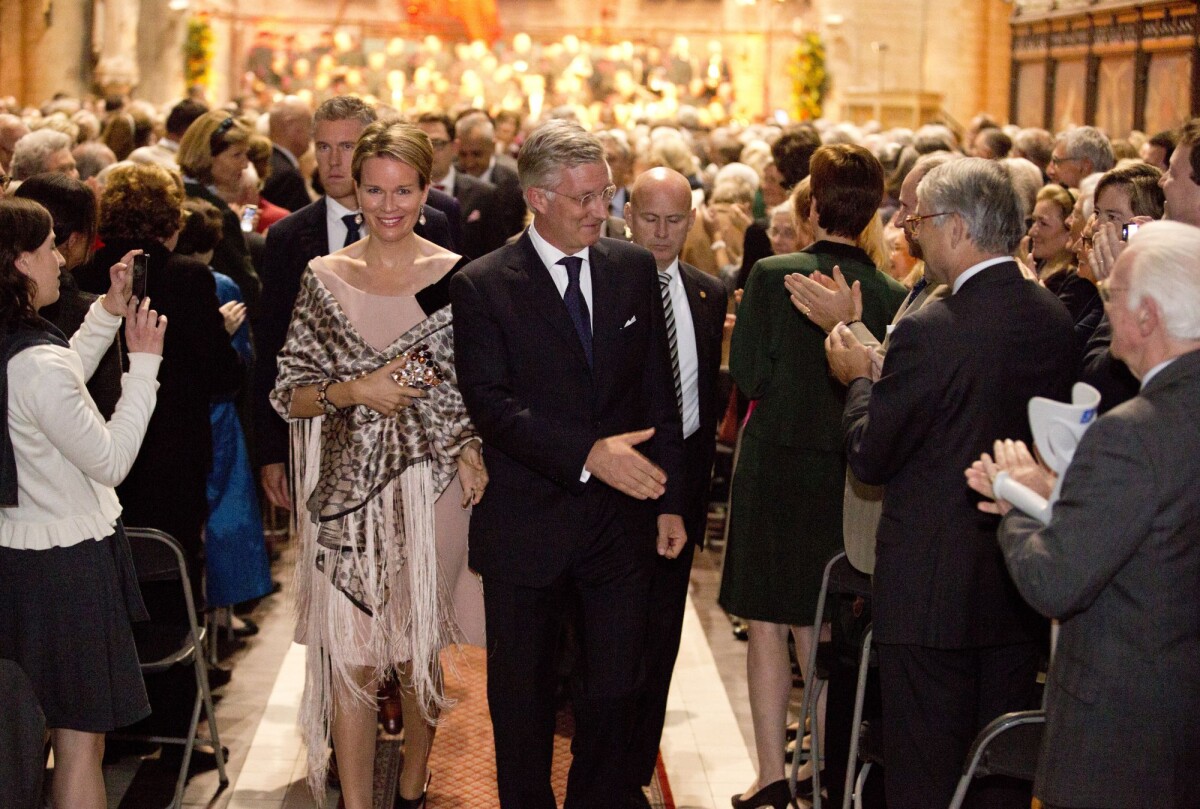 Photo : Le roi Philippe de Belgique et son épouse la reine Mathilde ...