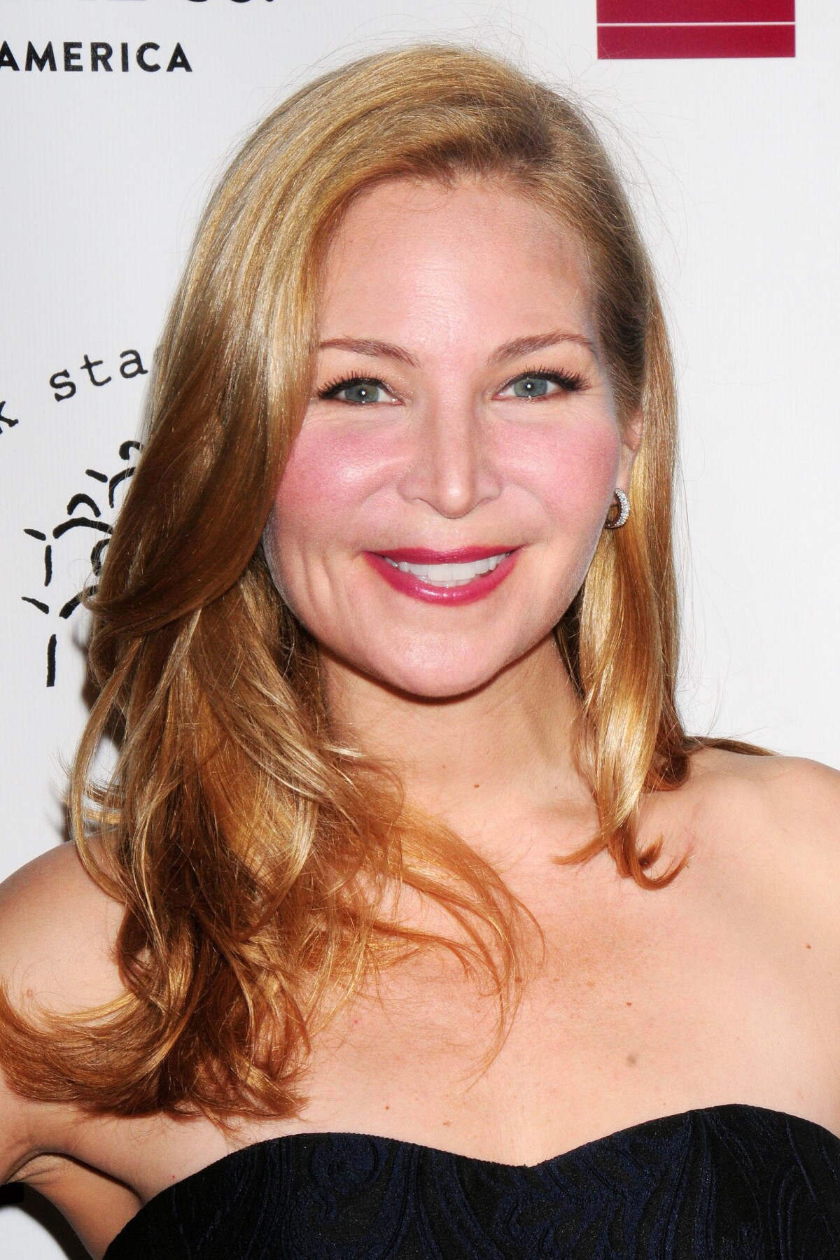 Photo : Jennifer Westfeldt lors du gala New York Stage and Film à l ...